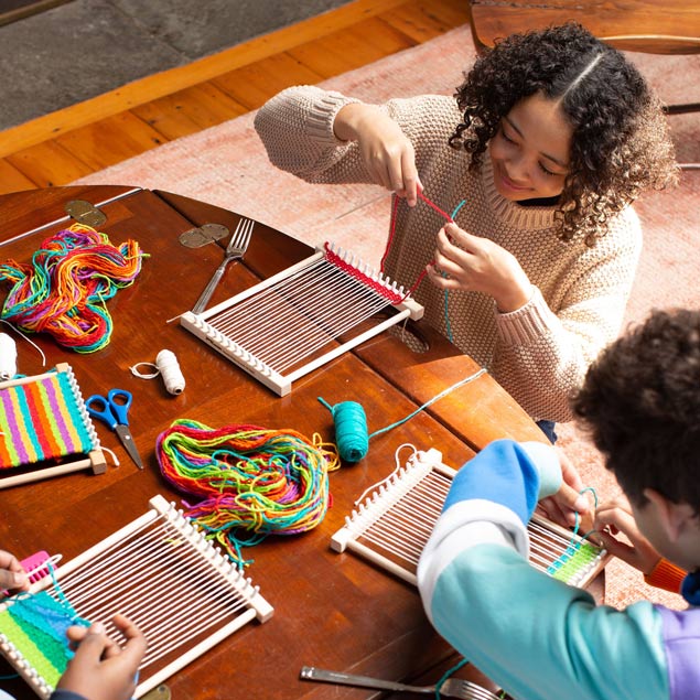 Weaving – Friendly Loom